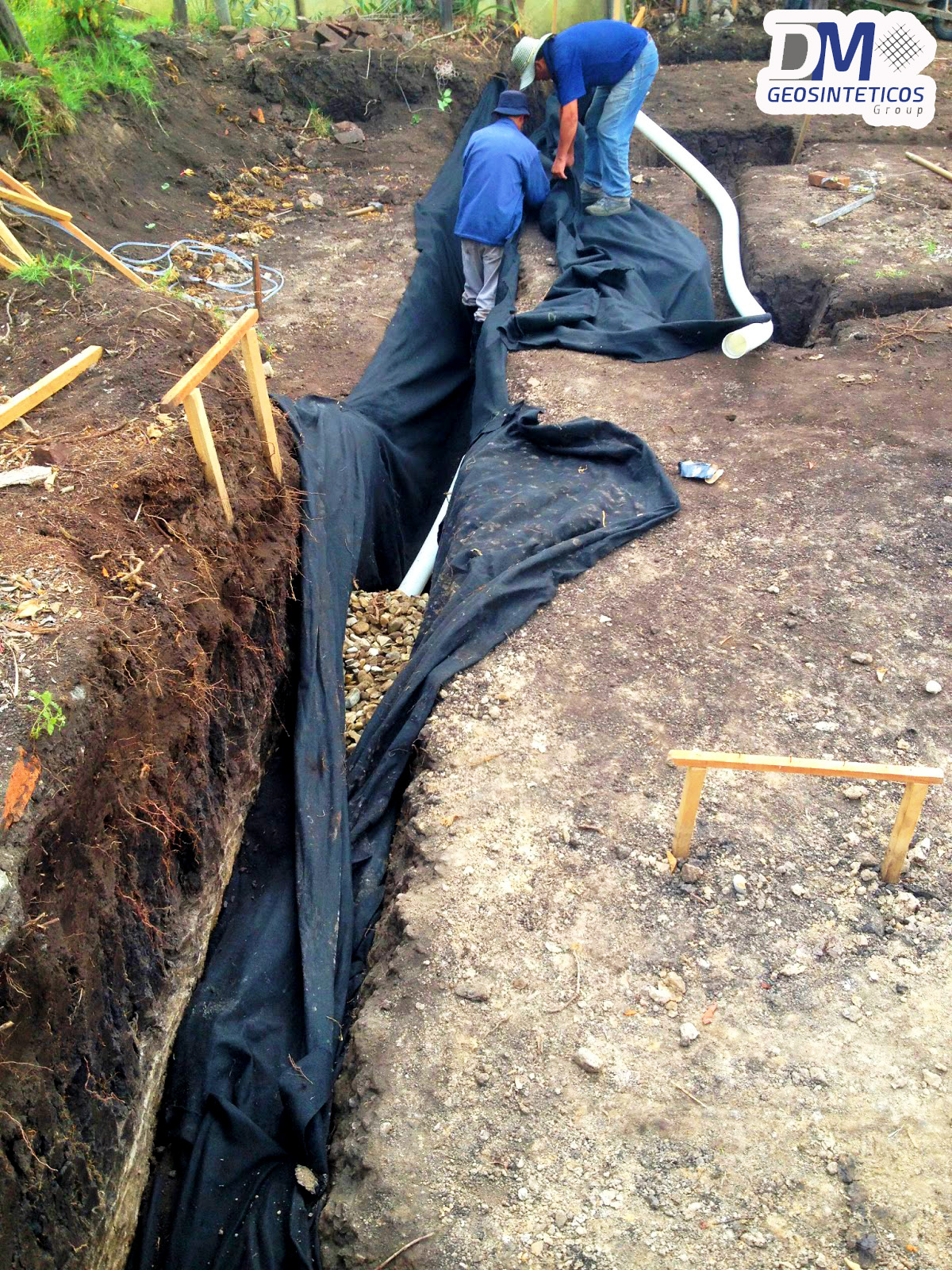 Tipos de Polímero que se Utilizan para Geotextiles - DM Geosintéticos