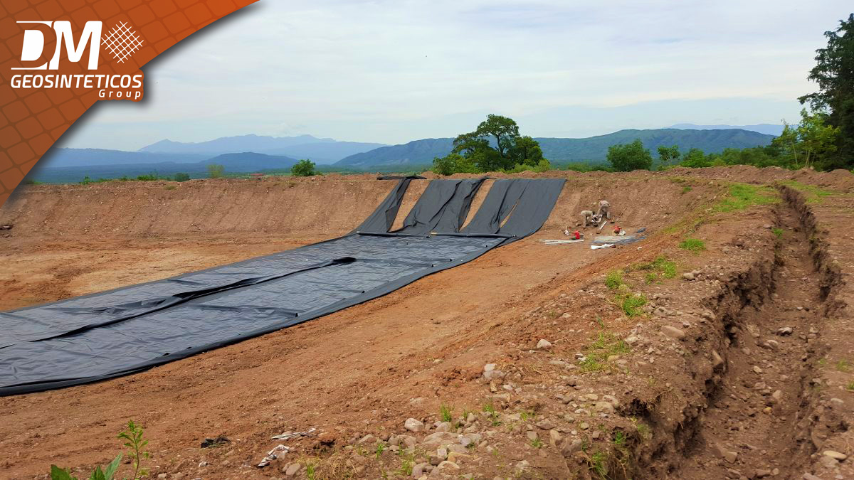 Geotextil 350 gr/m2 PP utilizado para Control de Erosión - DM Geosintéticos