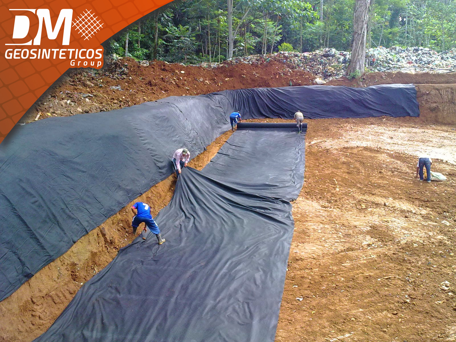 Construcción de Lagos artificiales con Geomembrana y Geoceldas - DM ...
